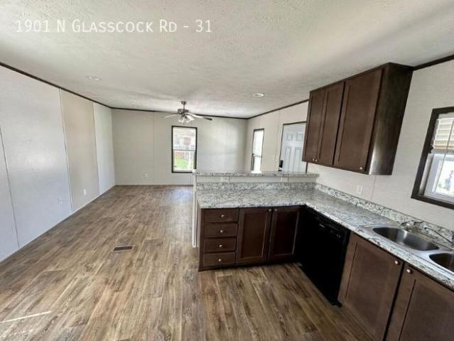 2 Br, 2 bath, Single Family 1901 N Glasscock Rd