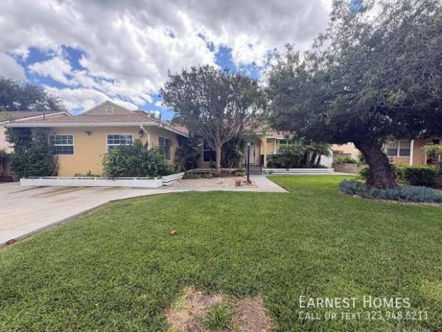 2 Br, 2 bath, Single Family 19022 Sylvan St