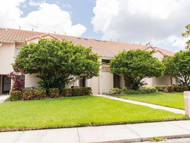 2 Br, 2 bath, Single Family 1902 Garden Lake Drive
