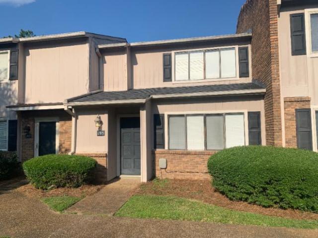 2 Br, 2 bath, Single Family 195 Lakebend Circle