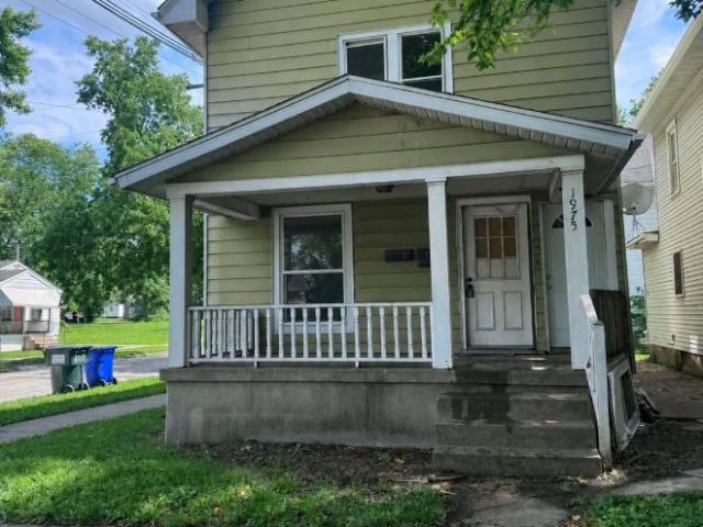 2 Br, 2 bath, Single Family 1975 E North St