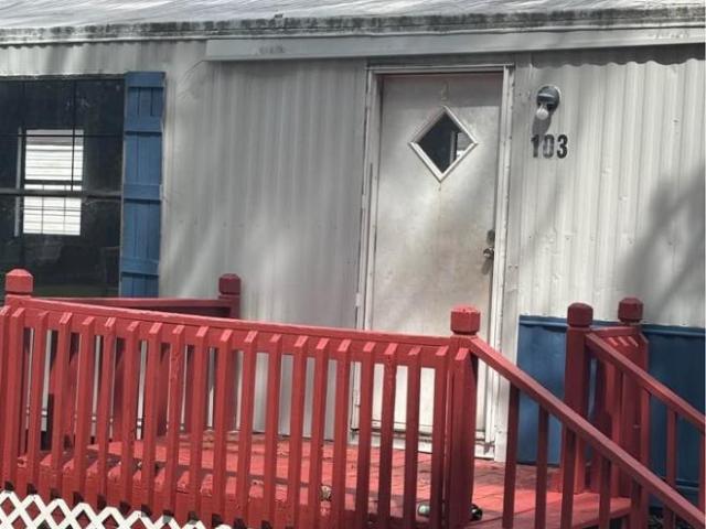 2 Br, 2 bath, Single Family 103 Amberwood