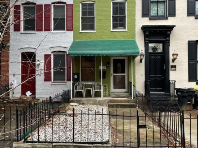 2 Br, 2 bath, Single Family 1008 23rd Street Nw