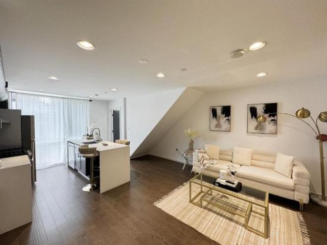 2 Br, 2 bath, Single Family 1008 North 7th Street