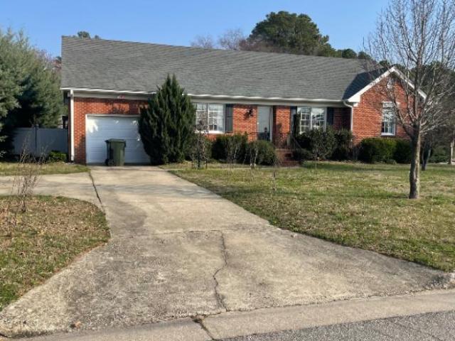 2 Br, 2 bath, Single Family 100 Plaza Drive West