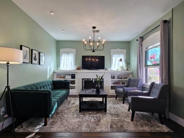 2 Br, 2 bath, Single Family 1027 N 11th St