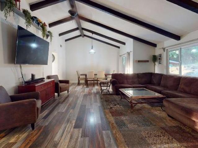2 Br, 2 bath, Single Family 106 Valley View Dr