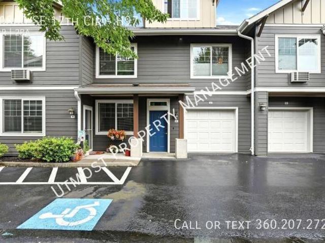2 Br, 2 bath, Single Family 10800 SE 17th Cir