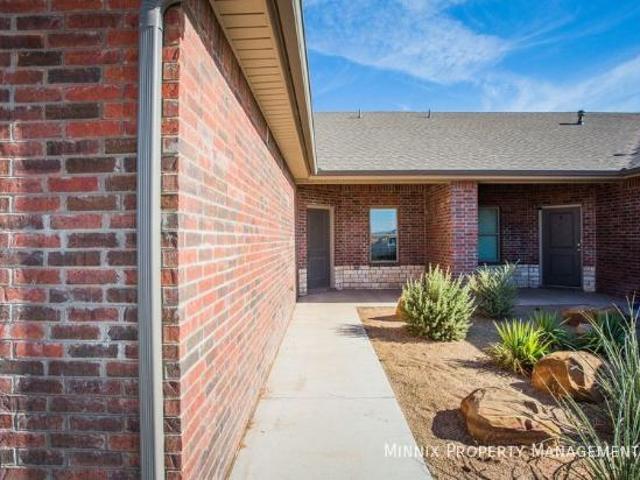 2 Br, 2 bath, Single Family 1106 N 7th St