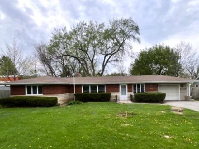 2 Br, 2 bath, Single Family 1108 E 9th Street