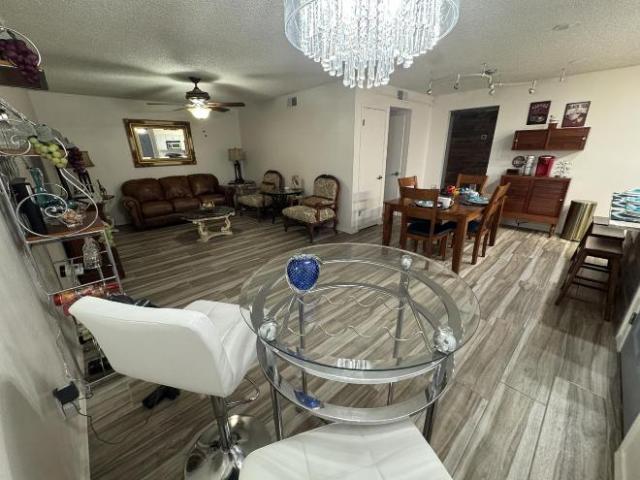 2 Br, 2 bath, Single Family 1111 North Washington Avenue