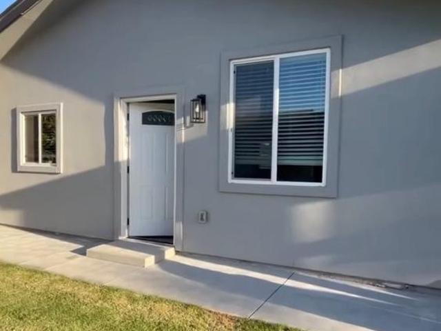 2 Br, 2 bath, Single Family 11203 Michelle Ave