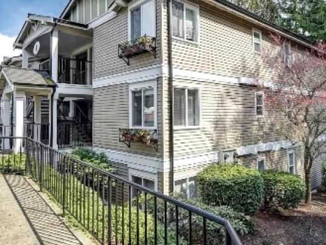 2 Br, 2 bath, Single Family 11227 NE 128th St