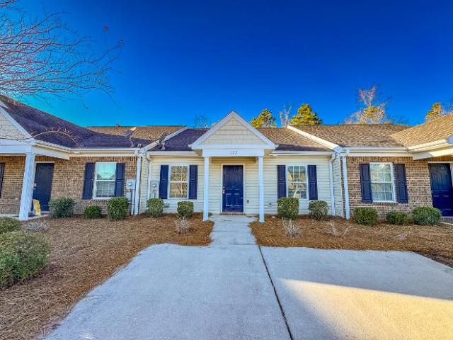 2 Br, 2 bath, Single Family 117 Buckhaven Way