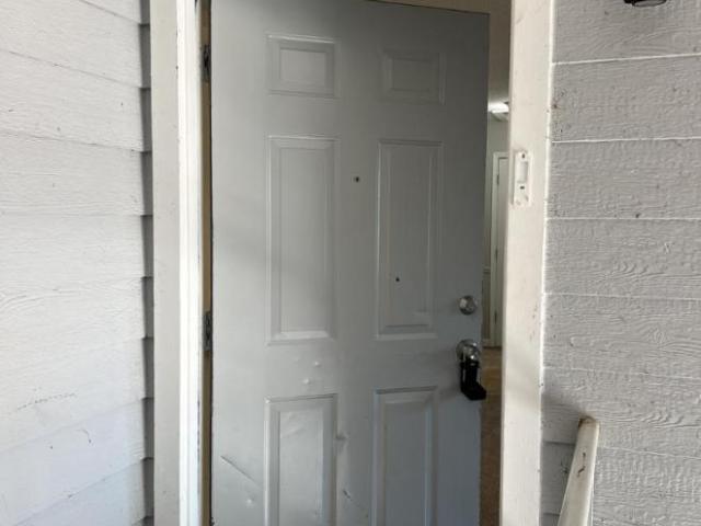2 Br, 2 bath, Single Family 117 Forest Avenue
