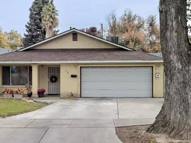 2 Br, 2 bath, Single Family 118 Orange Ave