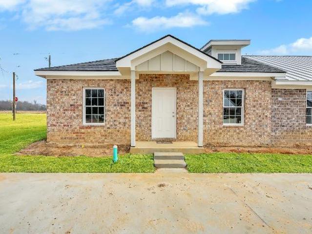 2 Br, 2 bath, Single Family 119 Waybill Circle