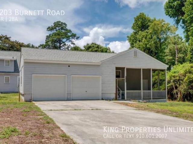 2 Br, 2 bath, Single Family 1203 Burnett Rd