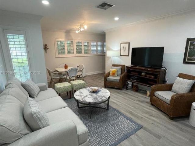 2 Br, 2 bath, Single Family 1209 Campo Sano Ave