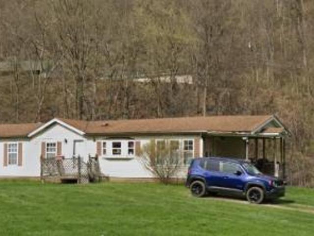 2 Br, 2 bath, Single Family 120 Blythe Rd