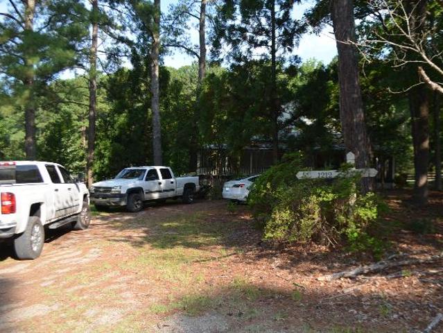 2 Br, 2 bath, Single Family 1212 Happy Hunting Hills Drive