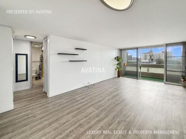 2 Br, 2 bath, Single Family 1212 Punahou Street Unit