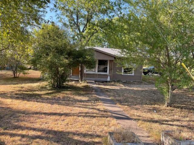 2 Br, 2 bath, Single Family 122 West Birch St