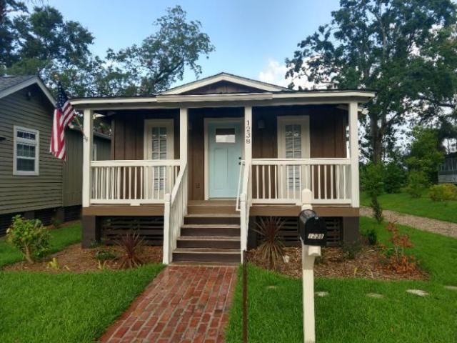 2 Br, 2 bath, Single Family 1238 Stearns Street