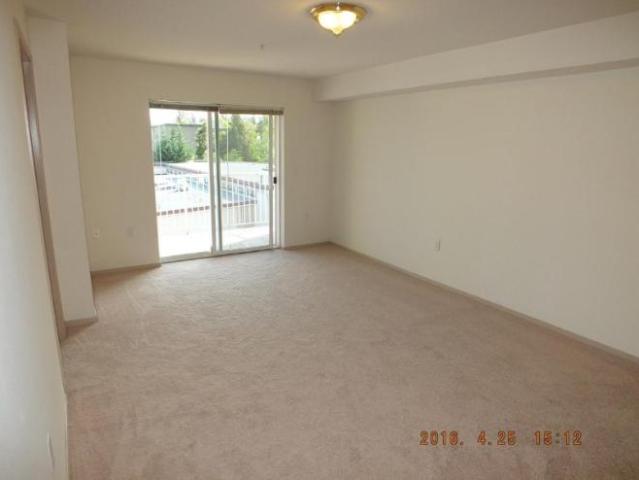 2 Br, 2 bath, Single Family 12549 28th Ave Ne