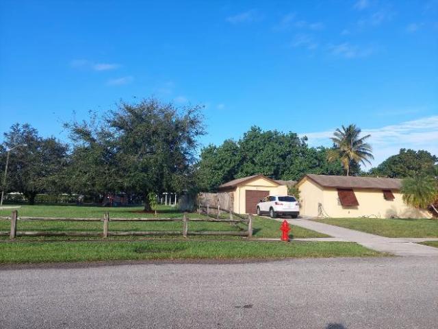 2 Br, 2 bath, Single Family 1255 Westside Way