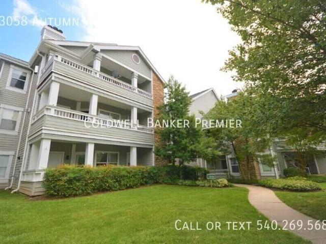 2 Br, 2 bath, Single Family 13058 Autumn Woods Way