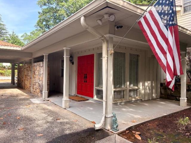 2 Br, 2 bath, Single Family 1349 Wooded Hills Dr