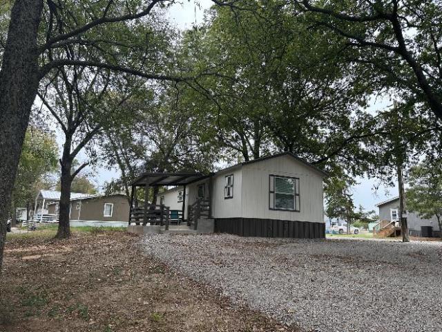 2 Br, 2 bath, Single Family 13776 Holiday Park Dr