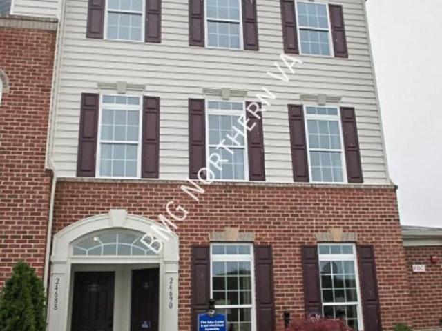 2 Br, 2 bath, Single Family 24688 Hutchinson Farm Drive