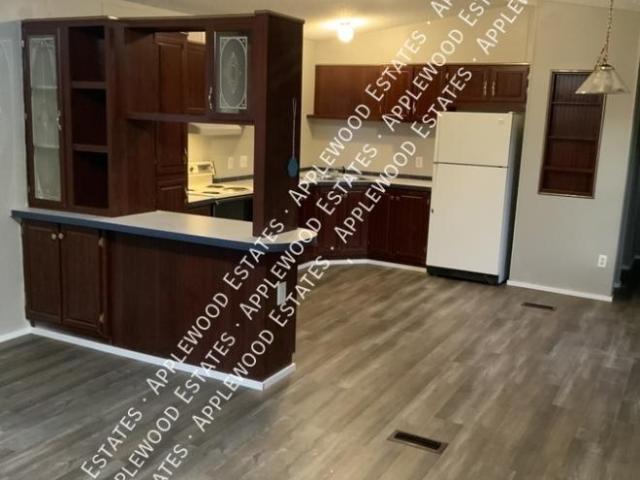 2 Br, 2 bath, Single Family 253 Pebble Rock Cir