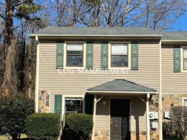 2 Br, 2 bath, Single Family 2526 Sweetridge Ct