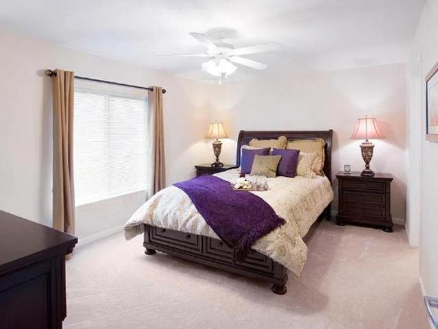 2 Br, 2 bath, Single Family 25400 Fort Meigs Rd