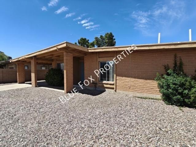 2 Br, 2 bath, Single Family 2618 S Camino Seco