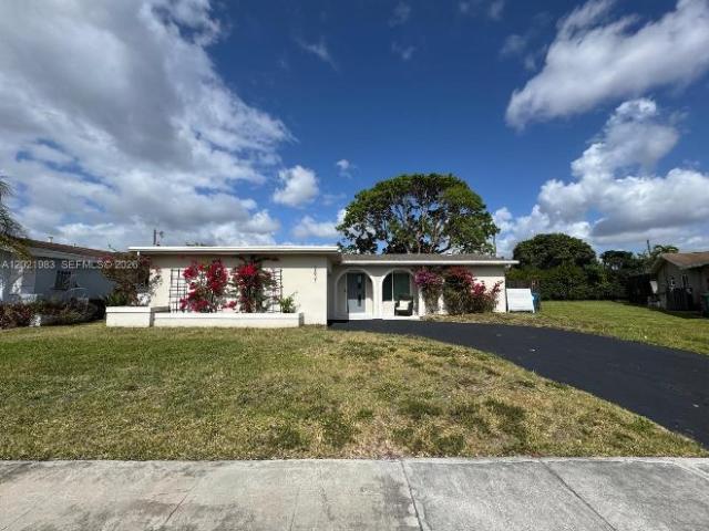 2 Br, 2 bath, Single Family 2631 NW 94th Ave