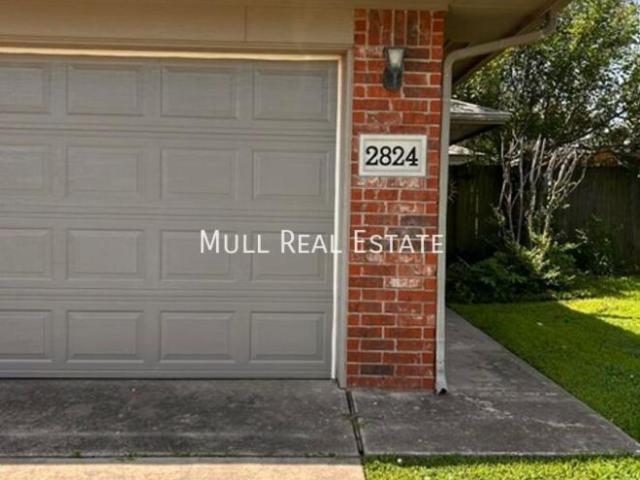 2 Br, 2 bath, Single Family 2824 SE 89th Terrace