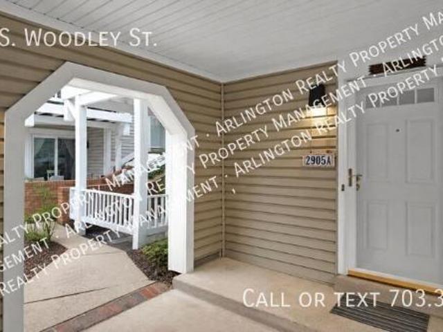 2 Br, 2 bath, Single Family 2905 S Woodley St