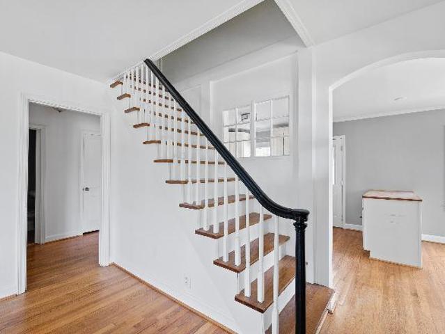 2 Br, 2 bath, Single Family 2924 Oberlin Road