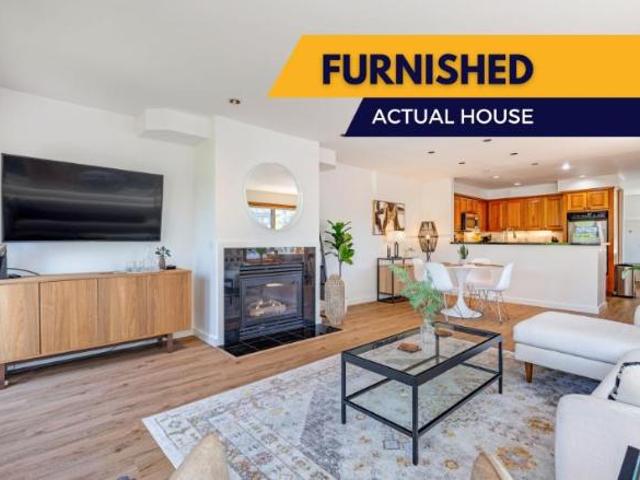 2 Br, 2 bath, Single Family 2026 Fairview Ave E