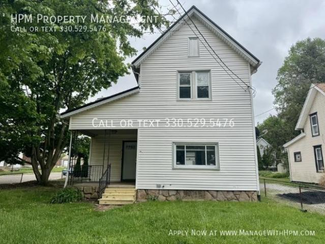 2 Br, 1 bath, Single Family 202 Smith Ave SW