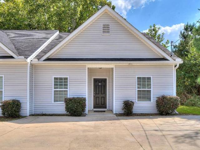 2 Br, 2 bath, Single Family 207 Old Berzelia Road