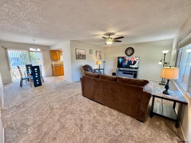2 Br, 2 bath, Single Family 20439 N Skylark Dr