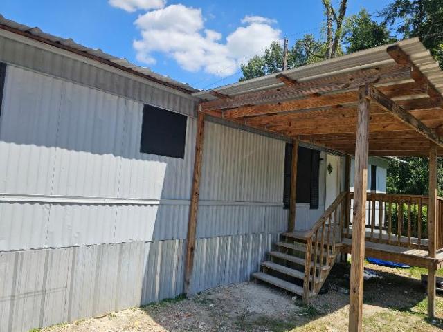 2 Br, 2 bath, Single Family 20702 N Navasota Dr