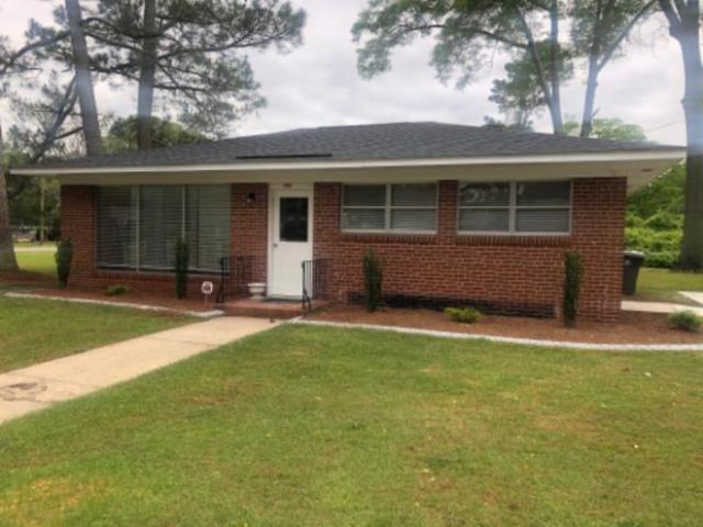 2 Br, 2 bath, Single Family 208 S Center St