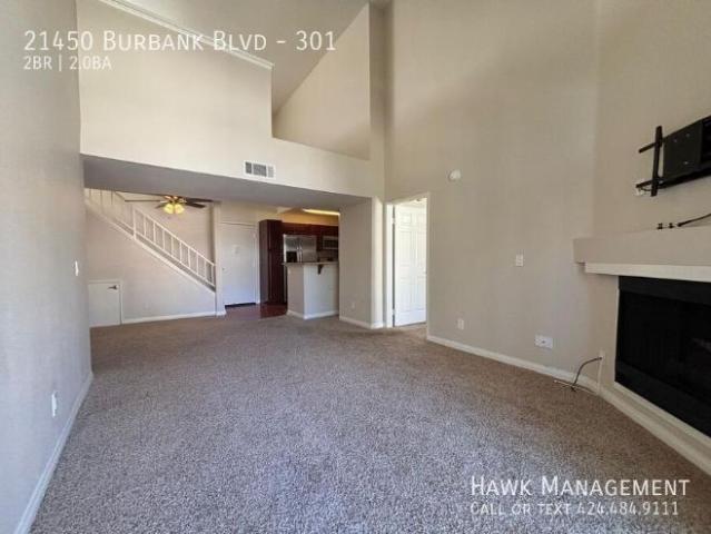 2 Br, 2 bath, Single Family 21450 Burbank Blvd