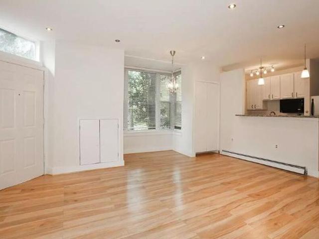 2 Br, 2 bath, Single Family 2153 Newport Pl NW